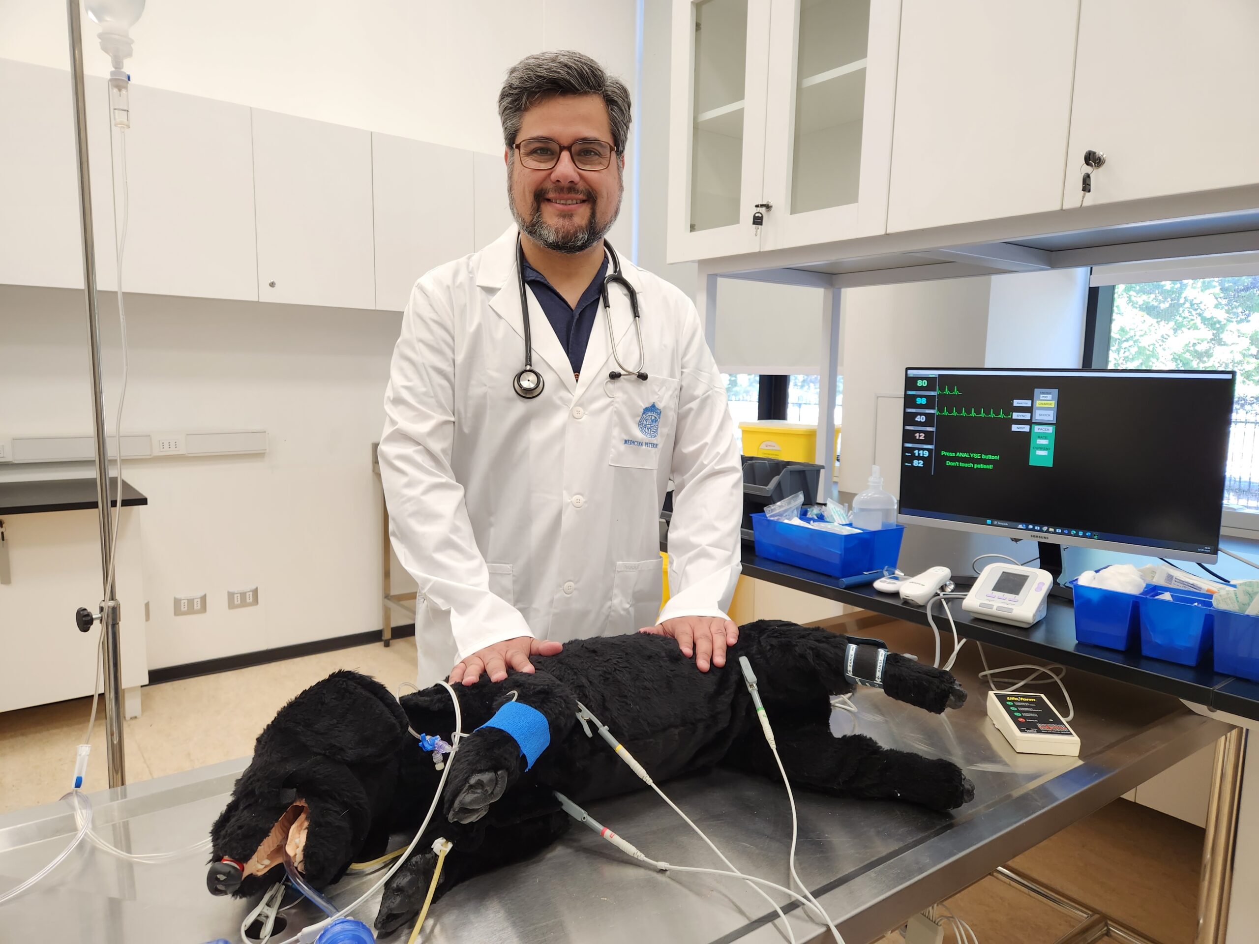 Dr. Pablo Lillo obtiene Fondedoc para potenciar la simulación clínica ...